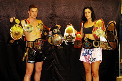 ANGIE PARR (AUSTRALIA) - SIAM FIGHT MAG