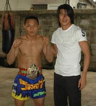 SOMRAK KHAMSING - SIAM FIGHT MAG