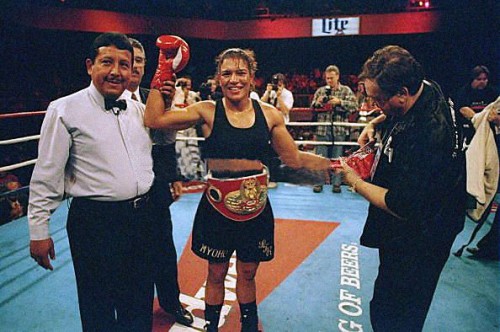 LUCIA RIJKER (HOLLAND) - SIAM FIGHT MAG