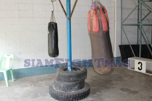 THE SURANAREE GYM - SIAM FIGHT MAG