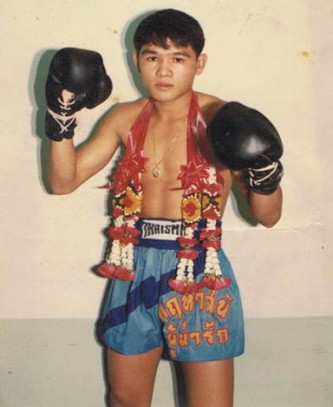 KARUHAT SOR SUPAWAN - SIAM FIGHT MAG