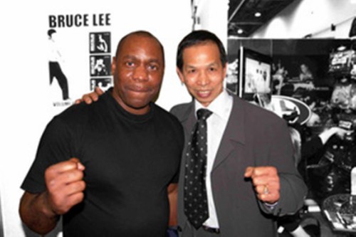 RONNIE "MACHINE GUN" GREEN (ENGLAND) - SIAM FIGHT MAG