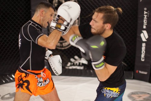 RODRIGO ALAMOS A LE MUAY THAI DANS LA PEAU ! - SIAM FIGHT MAG