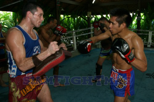 RODRIGO ALAMOS A LE MUAY THAI DANS LA PEAU ! - SIAM FIGHT MAG