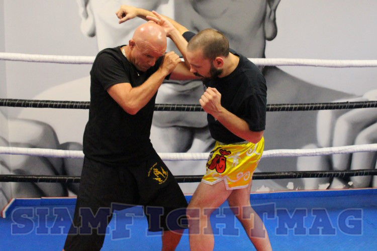 TECHNIQUE DE MUAY BORAN AVEC MASTER PAYEN ET LE GRAND CHAMPION JEAN ...