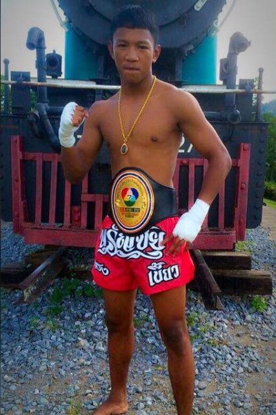 THE CAMP PARUNCHAI - SIAM FIGHT MAG