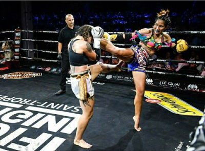 THE AMAZONS OF MUAY THAI - SIAM FIGHT MAG