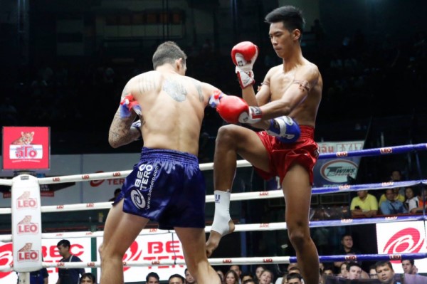 CHADD COLLINS (AUSTRALIA) - SIAM FIGHT MAG