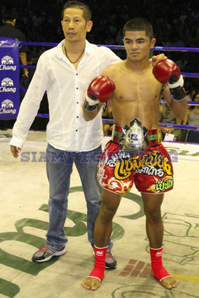 M. SOMNUEK PHATBURI (NUMNOI) - SIAM FIGHT MAG