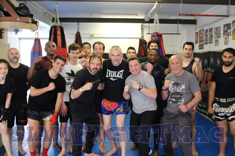 STAGE AVEC « LES COUPS DE GENOUX DE L'ENFER », LE GRAND CHAMPION FARID KENNICHE - SIAM FIGHT MAG